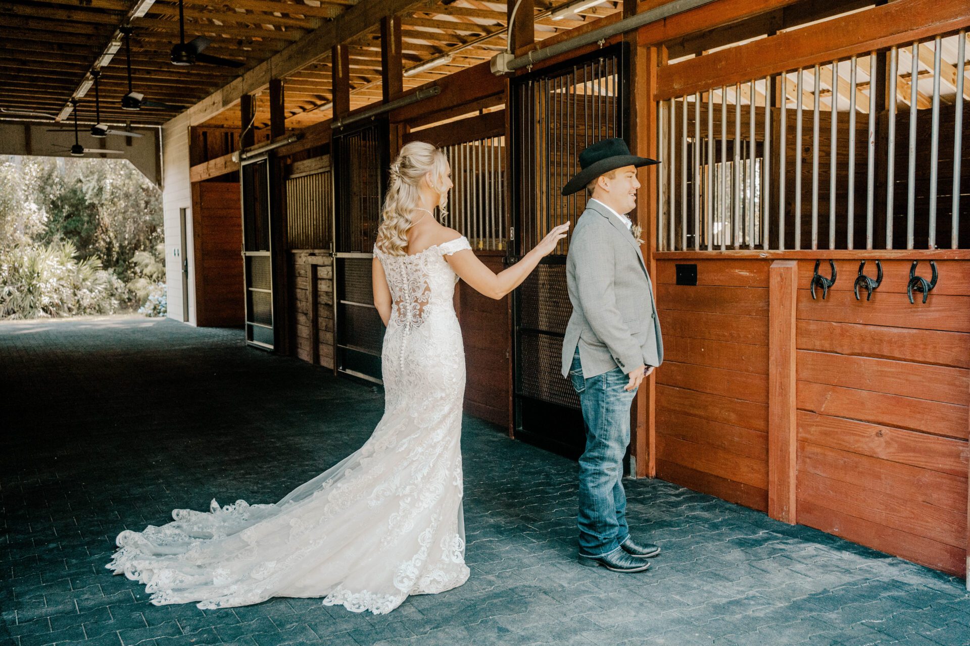 Wedding Day Photo Checklist | The Venue at Black Prong